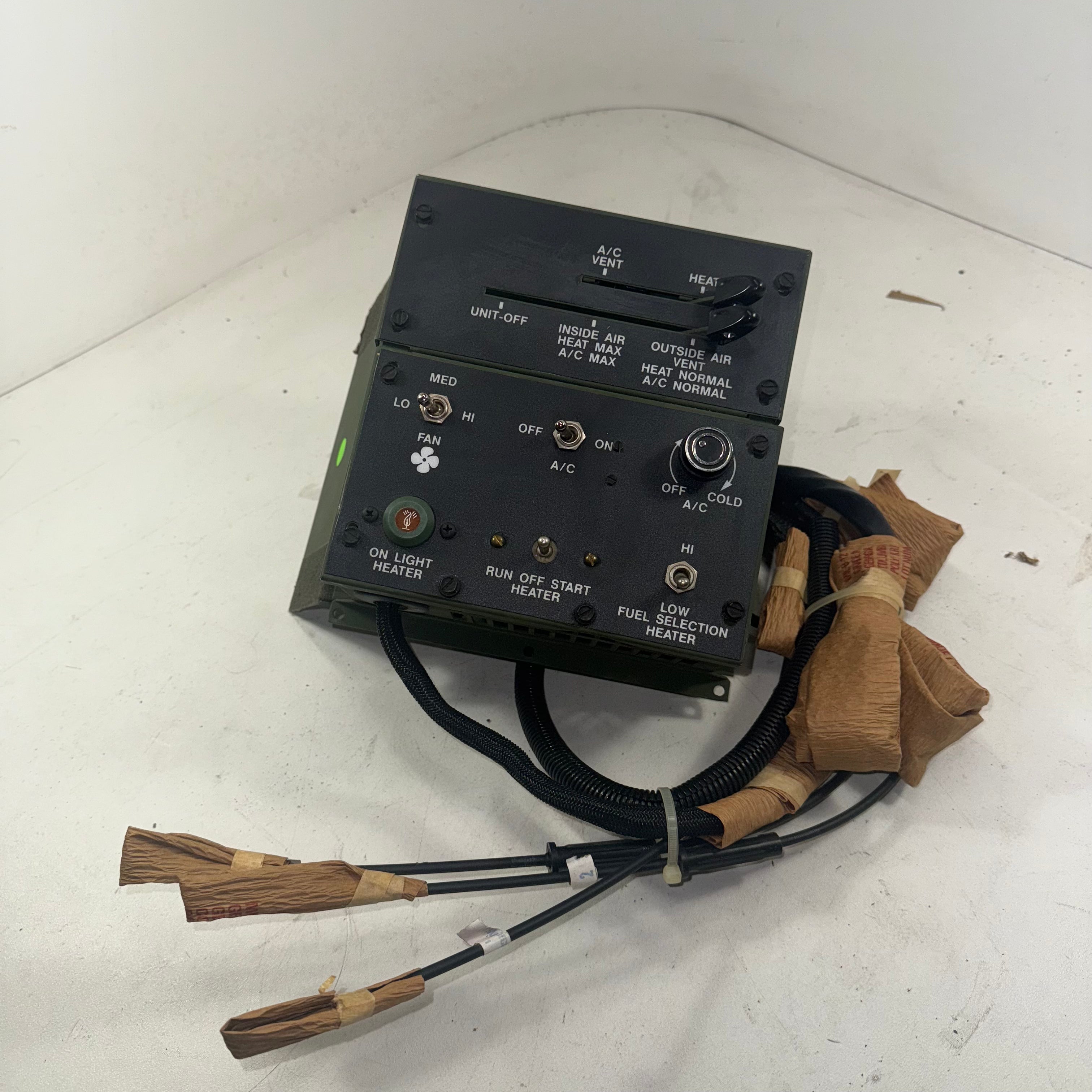 A/C Heater Control Box Humvee 2540-01-265-3234 410913 5934217 12341978 ...